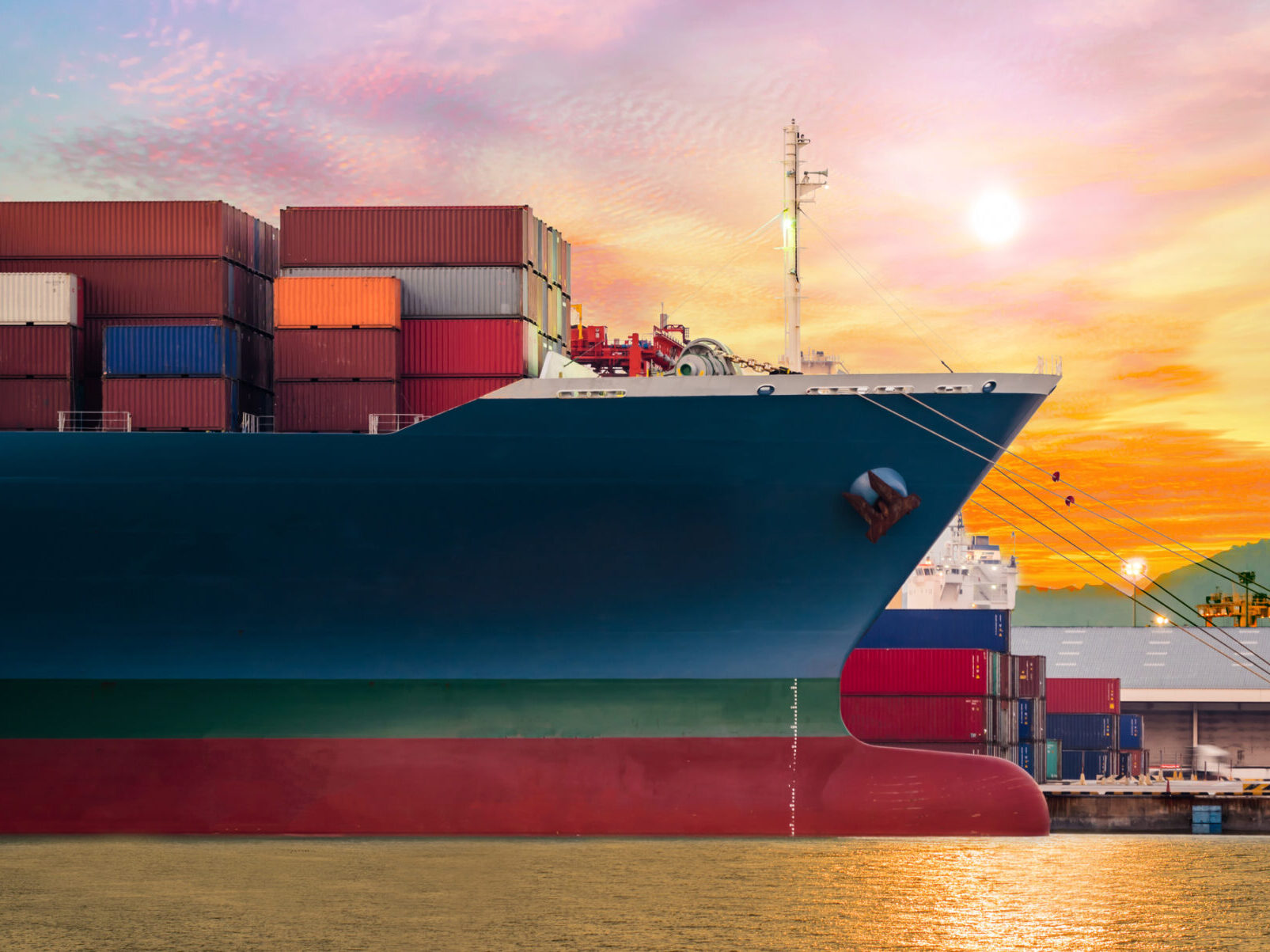 International Shipping to North America | Trucking, Air Cargo, Sea Freight