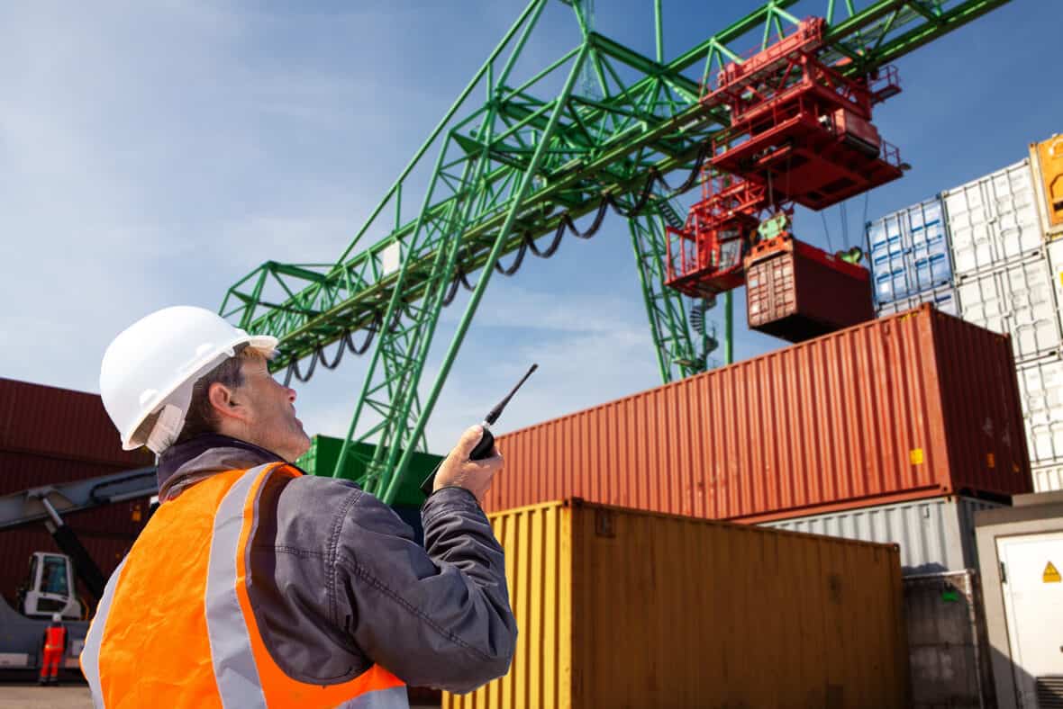 Price vs Service: How to Choose the Right Freight Forwarder? | LAC ...